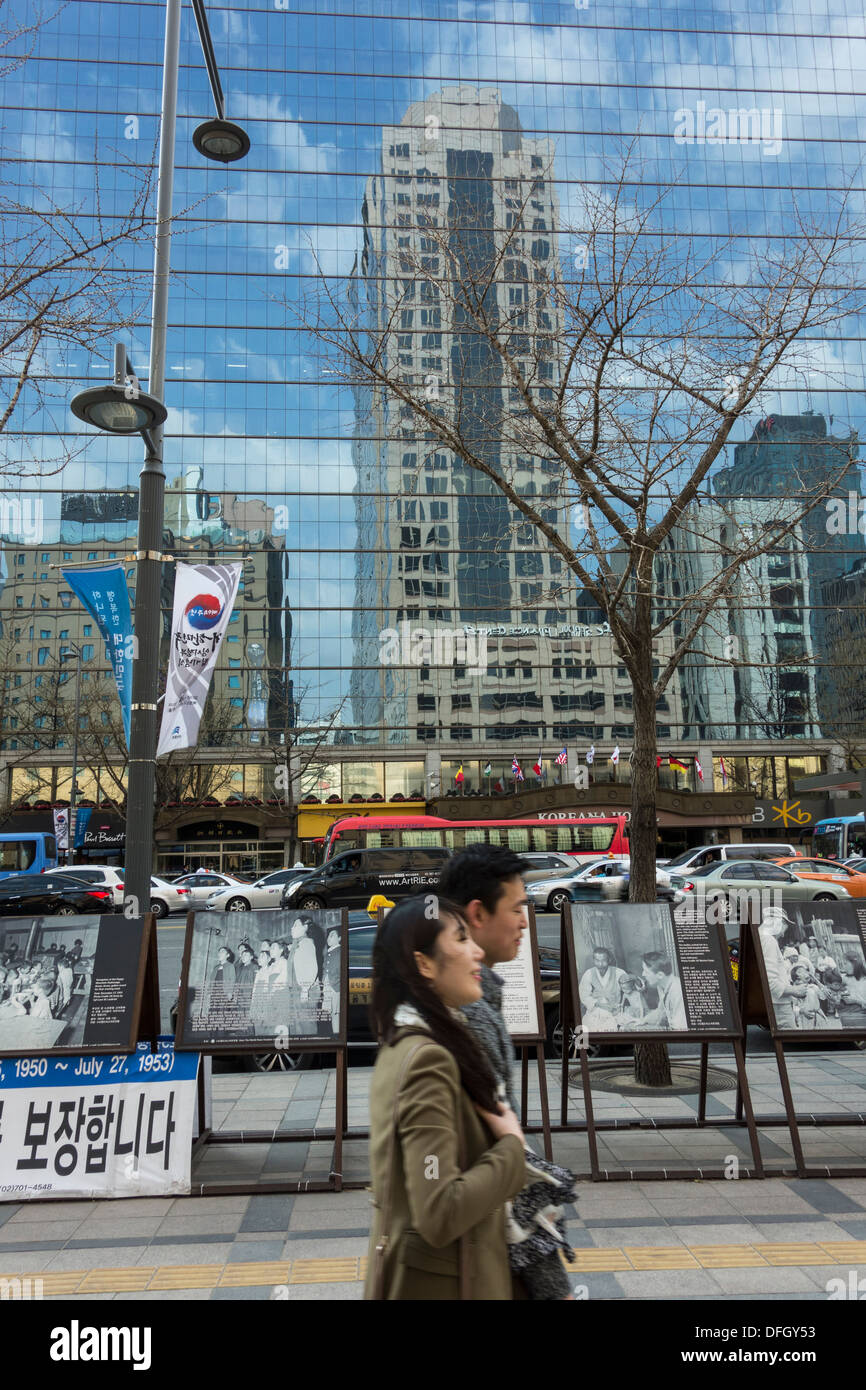 Seoul street car hi-res stock photography and images - Alamy