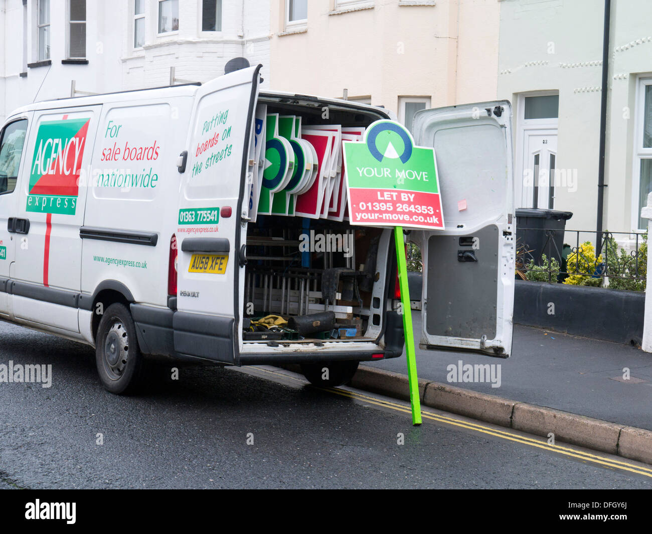 Moving van sold sign hi-res stock photography and images - Alamy