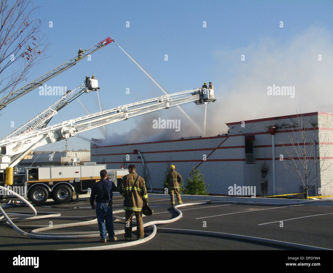 Fire In A Shopping Center High Resolution Stock Photography and Images ...