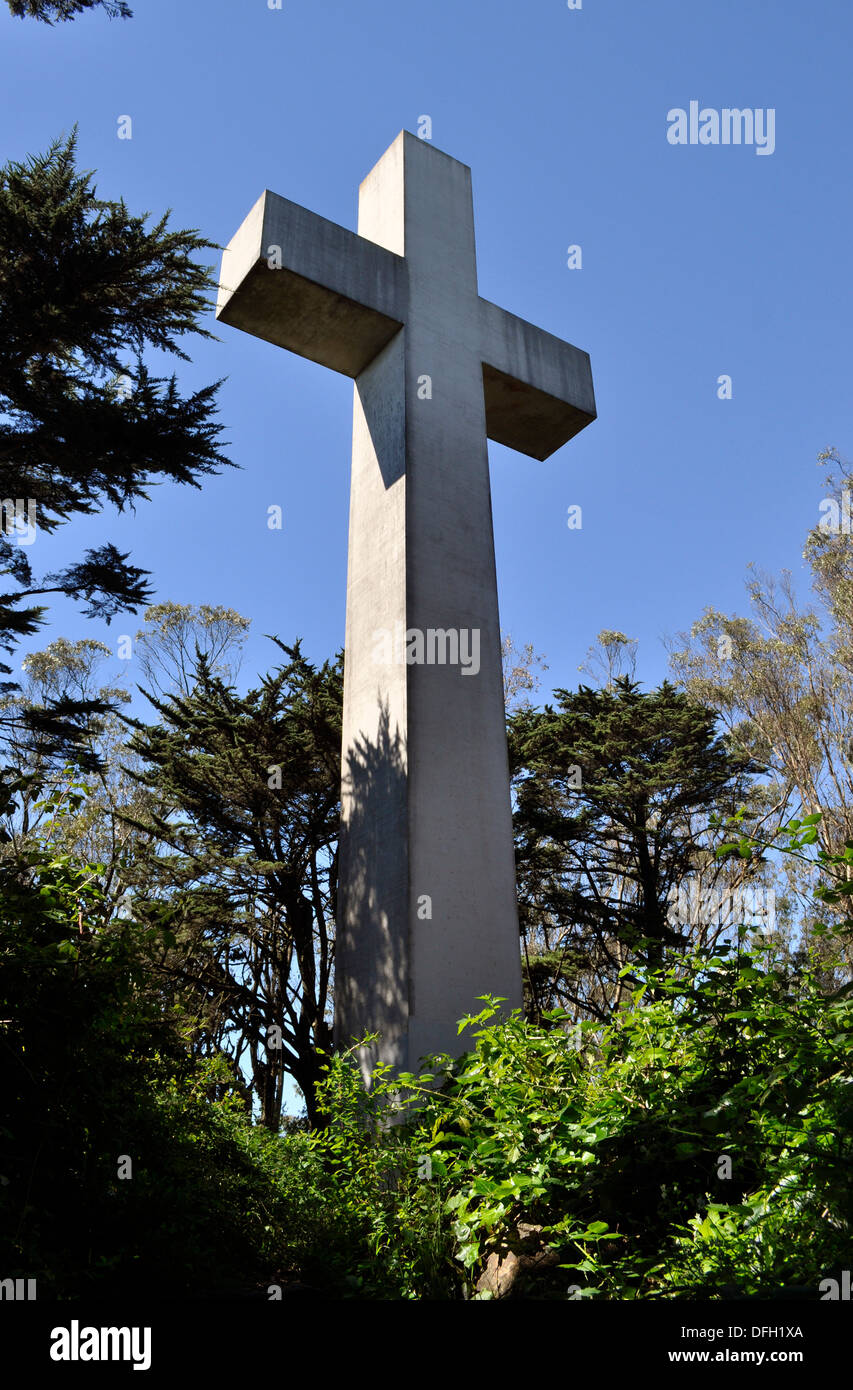 Mount Davidson Cross, San Francisco, California, USA Stock Photo - Alamy