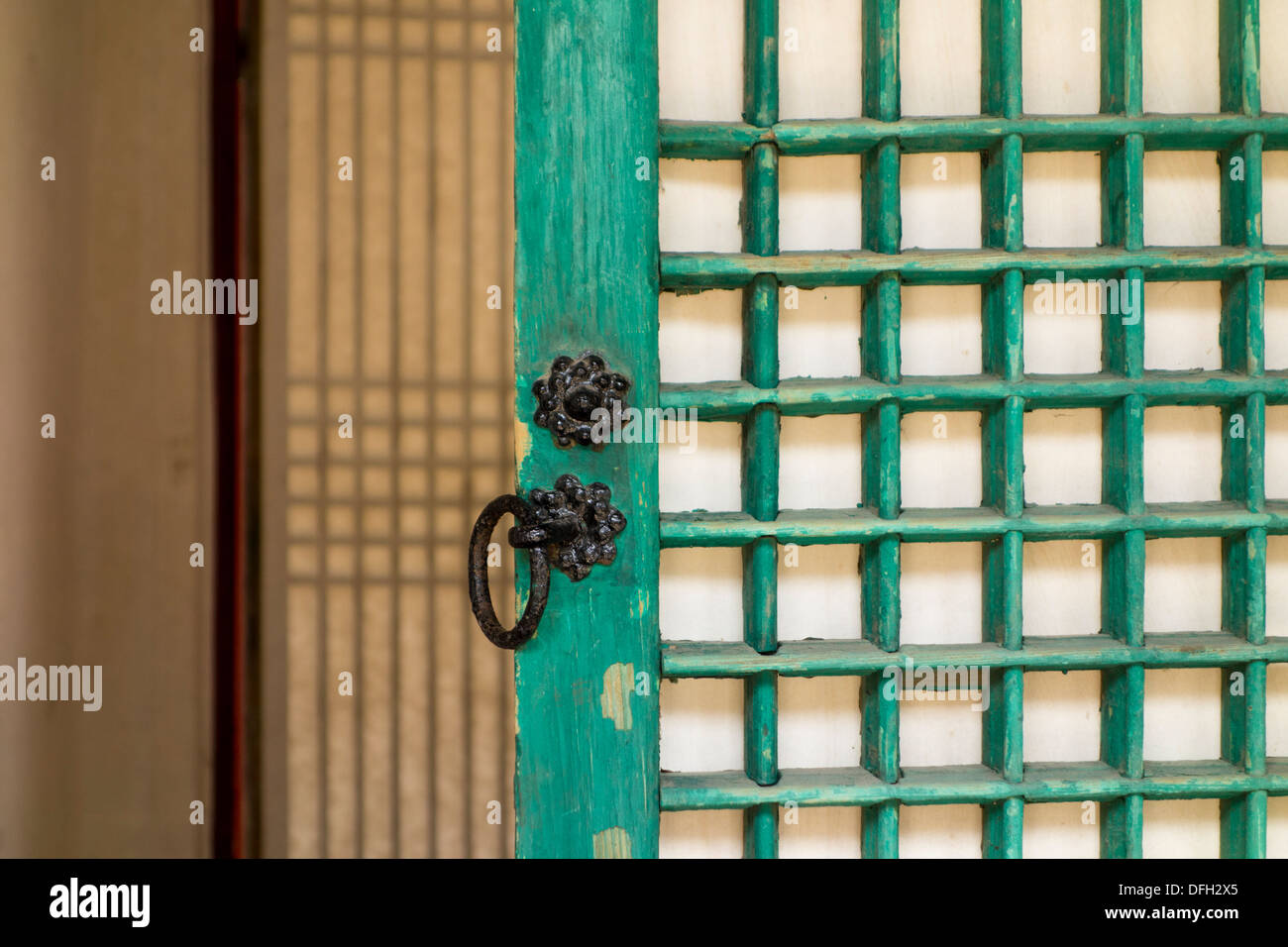 Korean traditional paper lined wooden door frame, Korea Stock Photo - Alamy