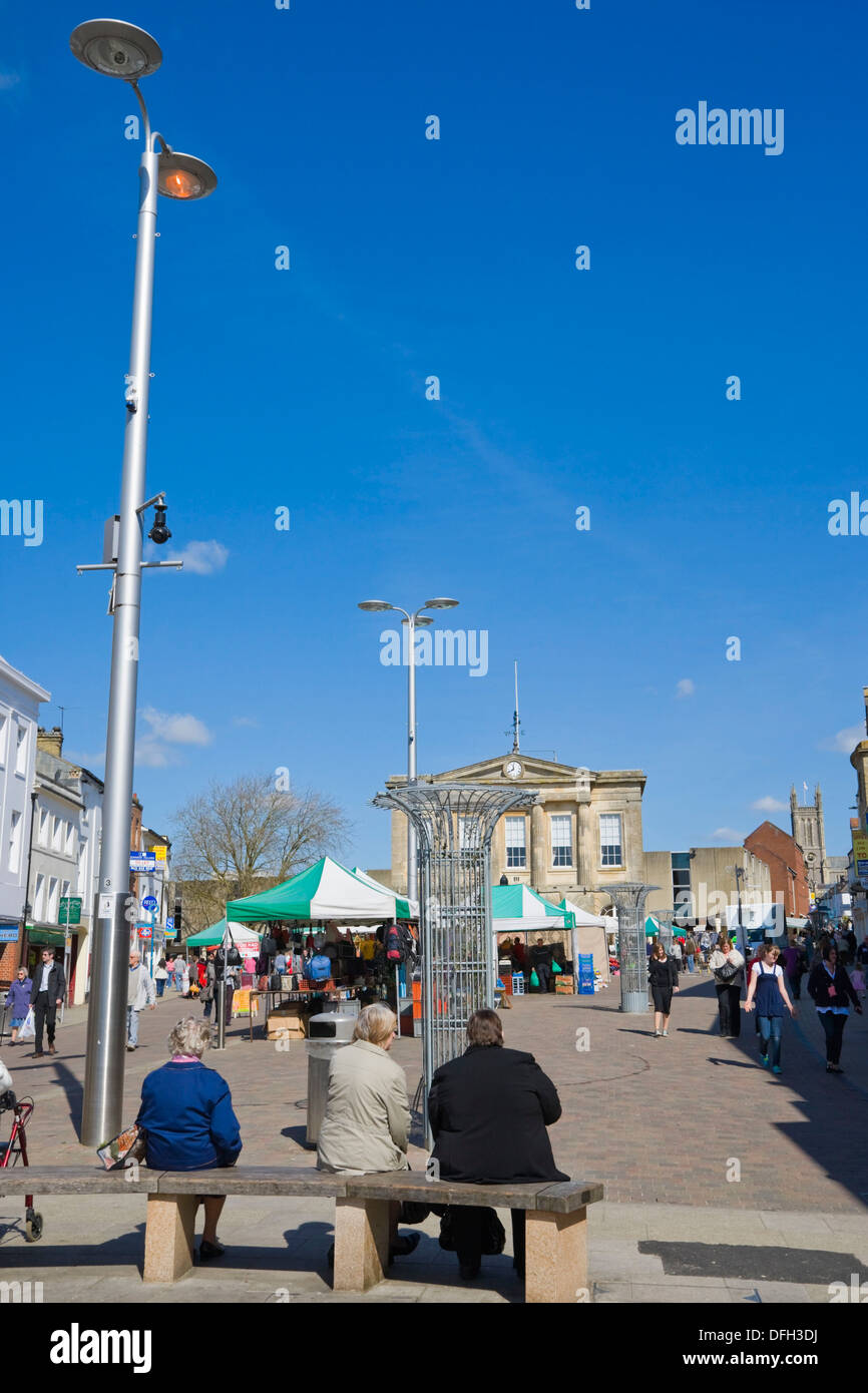 Andover high street hi-res stock photography and images - Alamy