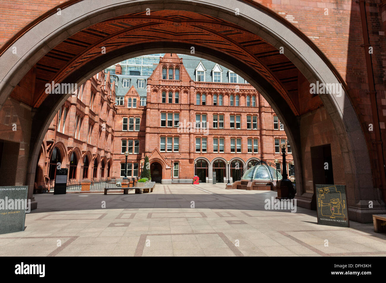 Prudential Office London High Resolution Stock Photography and Images ...