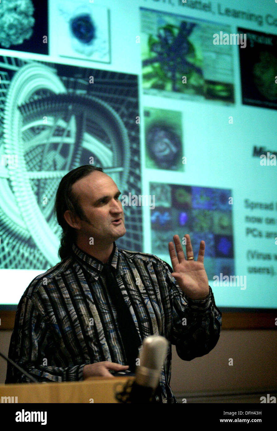 university lecturer giving a lecture to students Stock Photo - Alamy