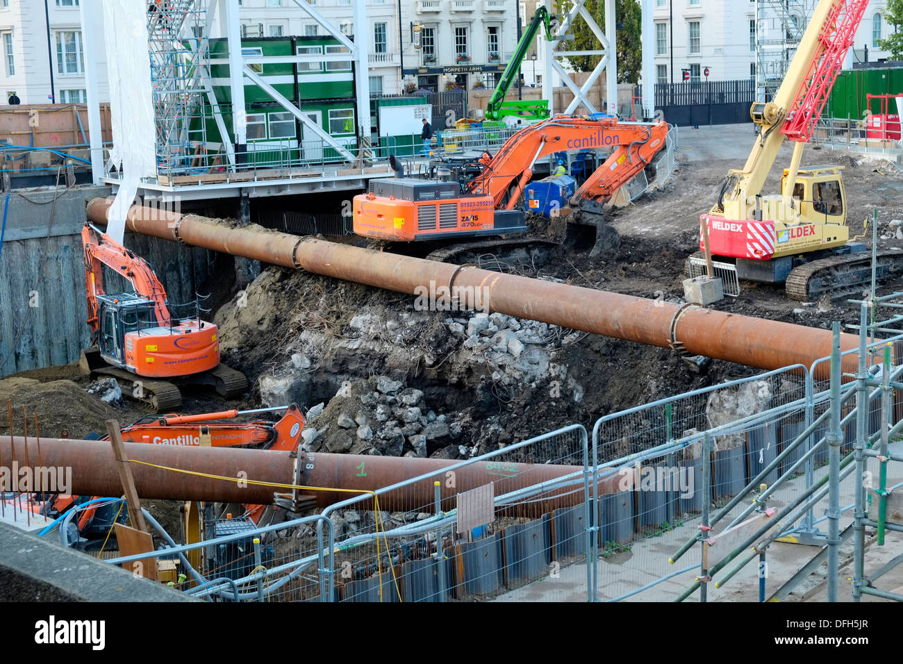 Diggers building site hi-res stock photography and images - Alamy