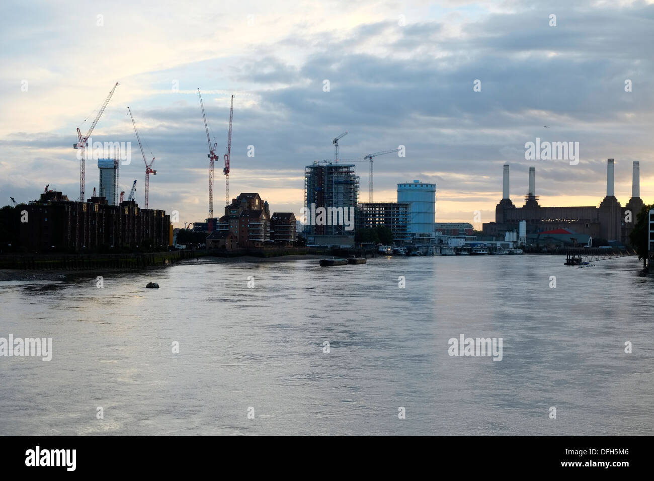 Architecture city scenes london regeneration buildings riverside hi-res ...