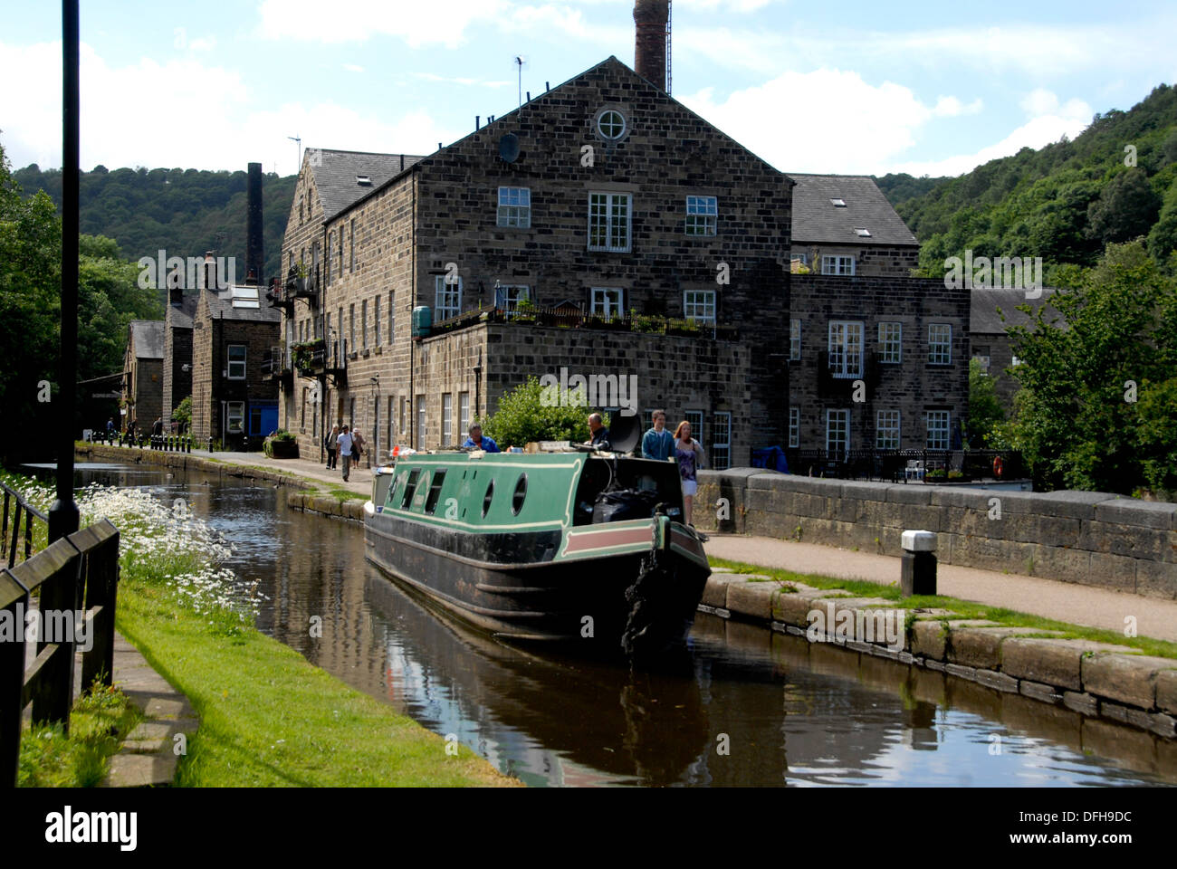 Hebden bridge yorkshire hi-res stock photography and images - Alamy Hebden bridge yorkshire hi-res stock photography and images - Alamy