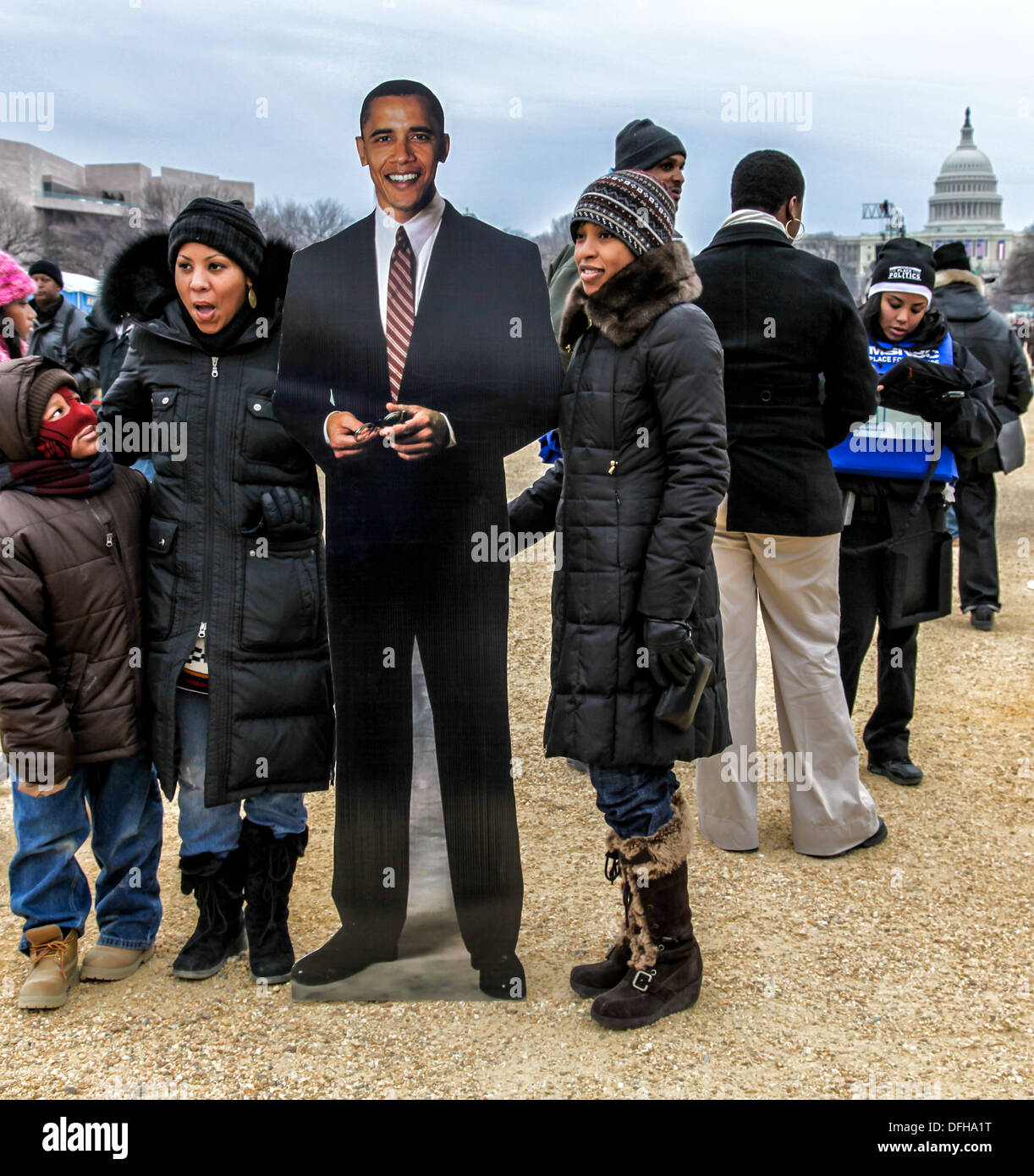 Cardboard cutout figure hi-res stock photography and images - Alamy