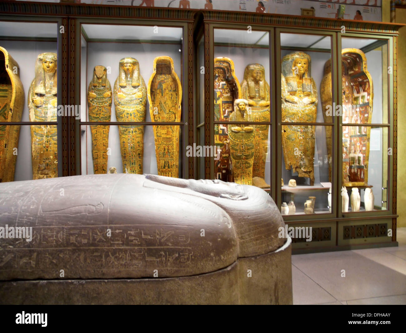Ancient art & architecture hi-res stock photography and images - Alamy