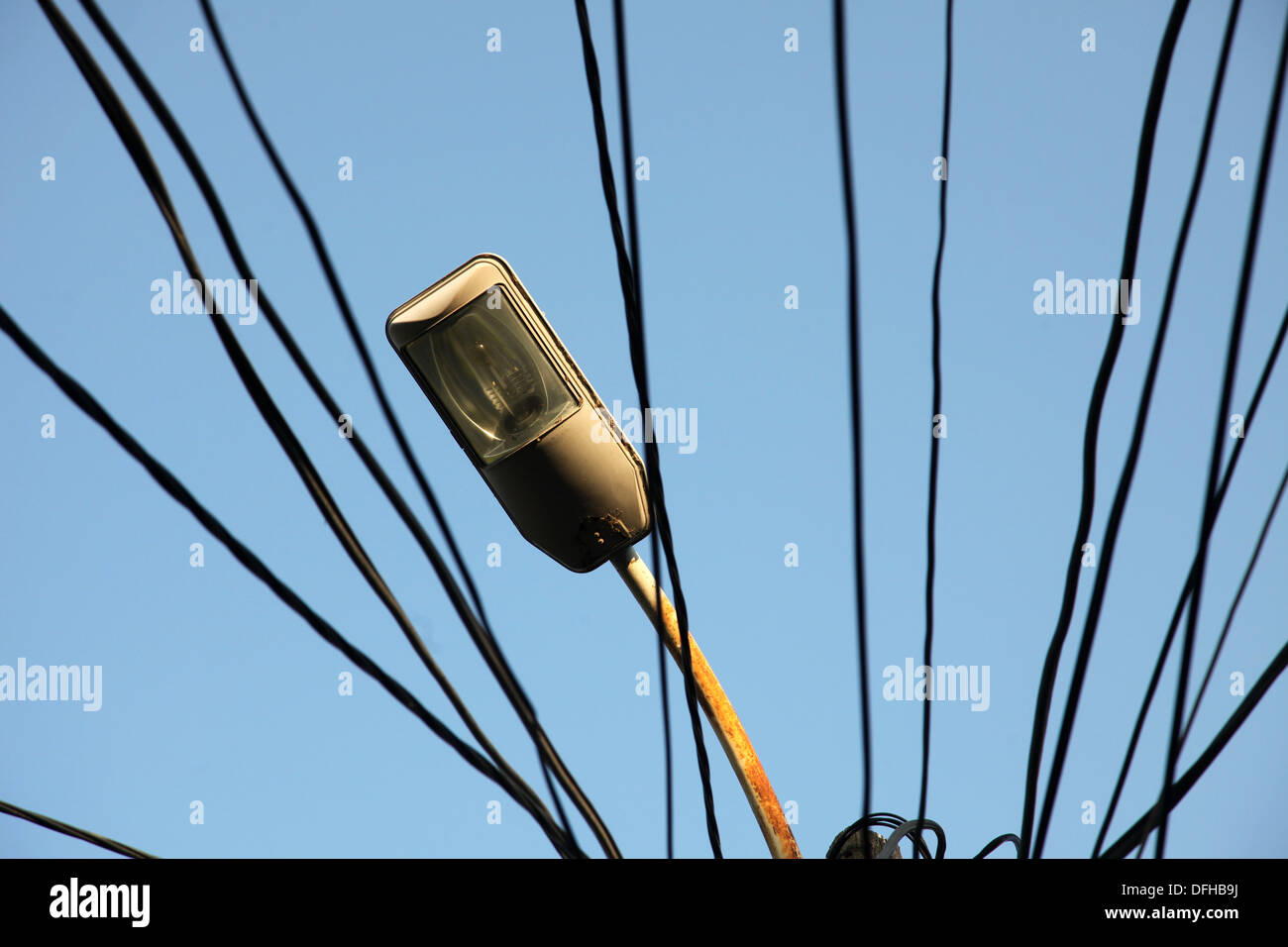 Do Tv Aerial Cables Carry Electricity at Dennis Fleming blog