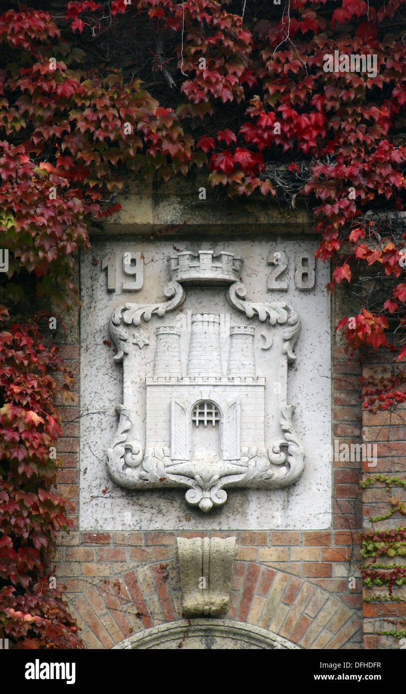 Coat of arms of the city of Zagreb Stock Photo - Alamy