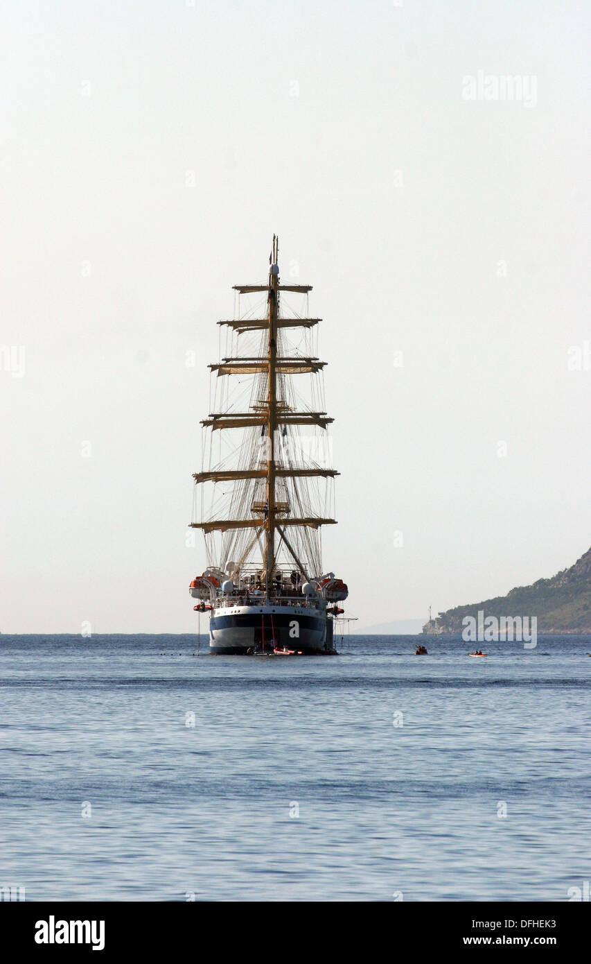 A sailboat at sea Stock Photo - Alamy