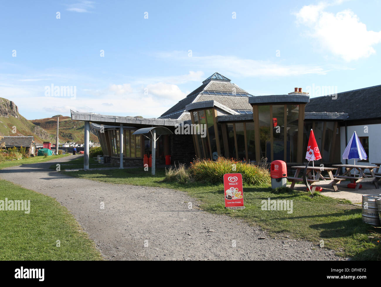 The puffer bar hi-res stock photography and images - Alamy