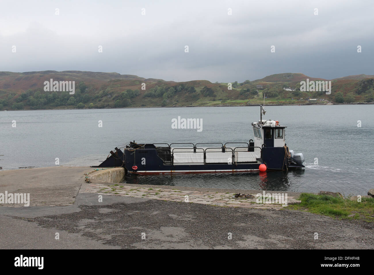 Kerrera ferry hi-res stock photography and images - Alamy