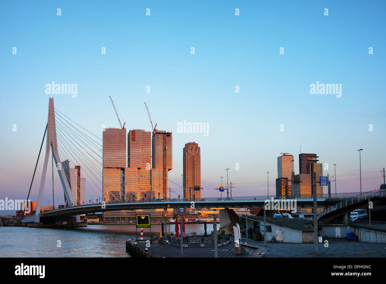 Downtown rotterdam hi-res stock photography and images - Alamy