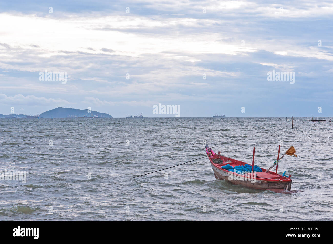 Anchor drop hi-res stock photography and images - Alamy
