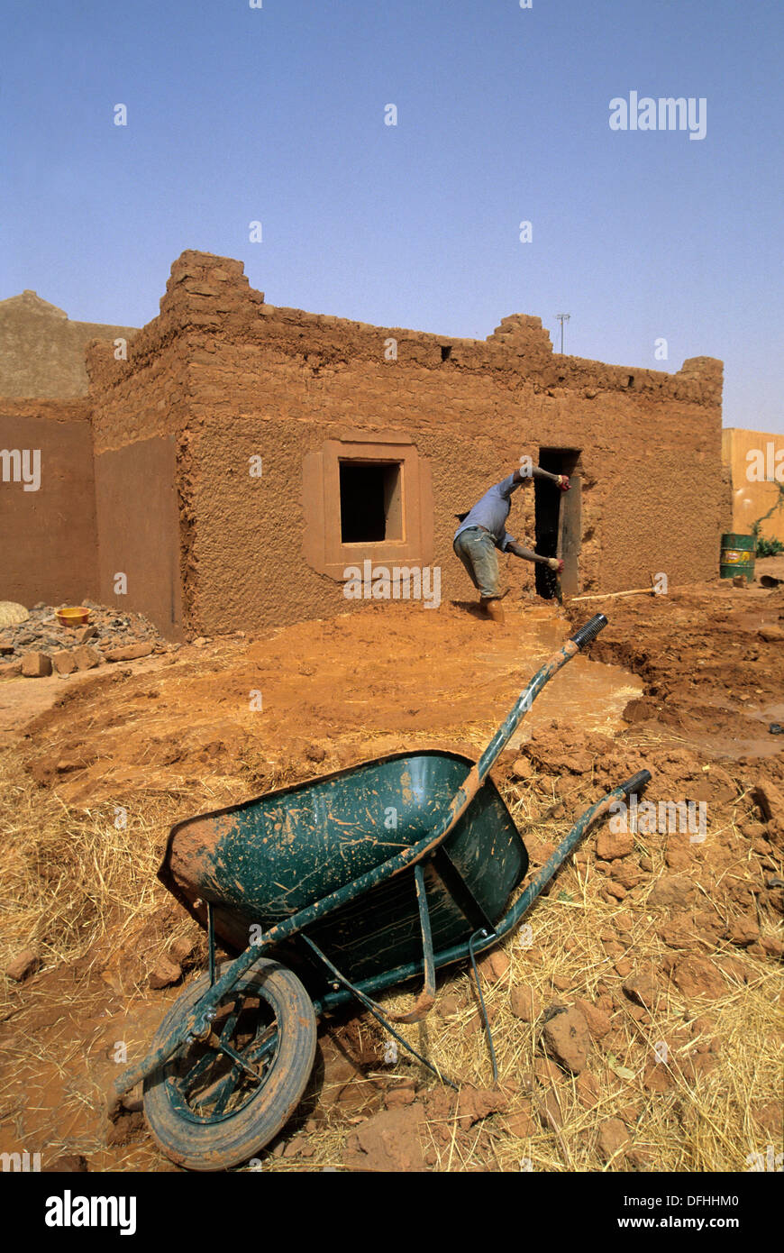 House of pise hi-res stock photography and images - Alamy