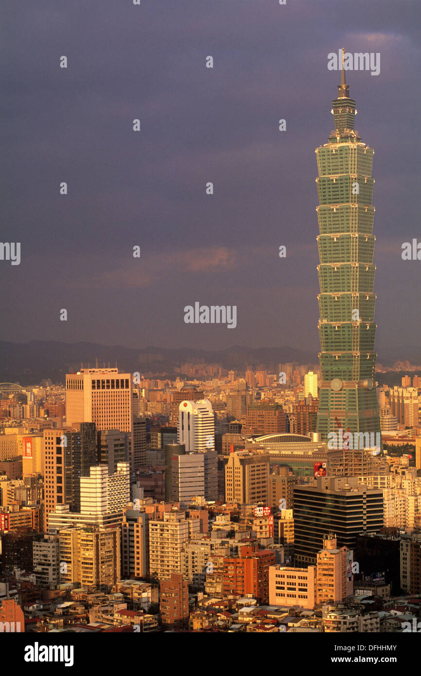 Taipeh tower 101 hi-res stock photography and images - Alamy