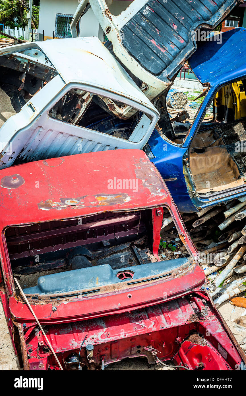 Cemetery of cars Stock Photo - Alamy