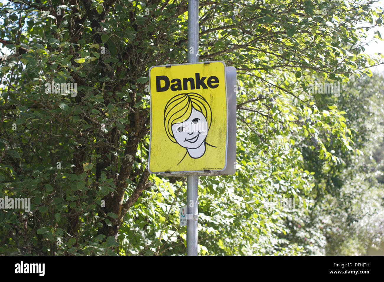 Danke - thank you - road safety sign Stock Photo - Alamy