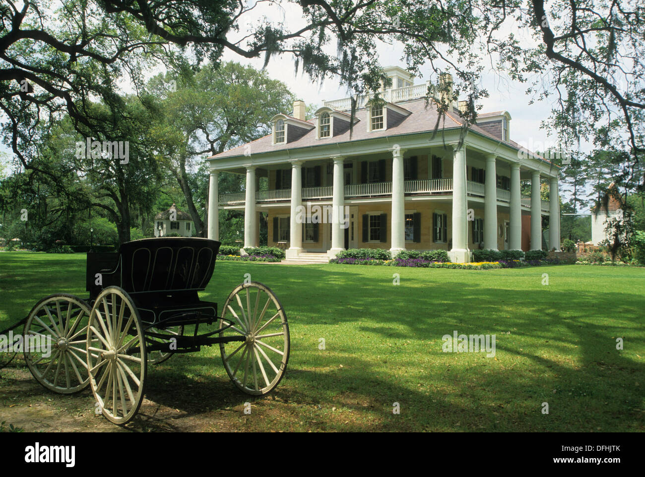 Antebellum Carriage High Resolution Stock Photography and Images - Alamy