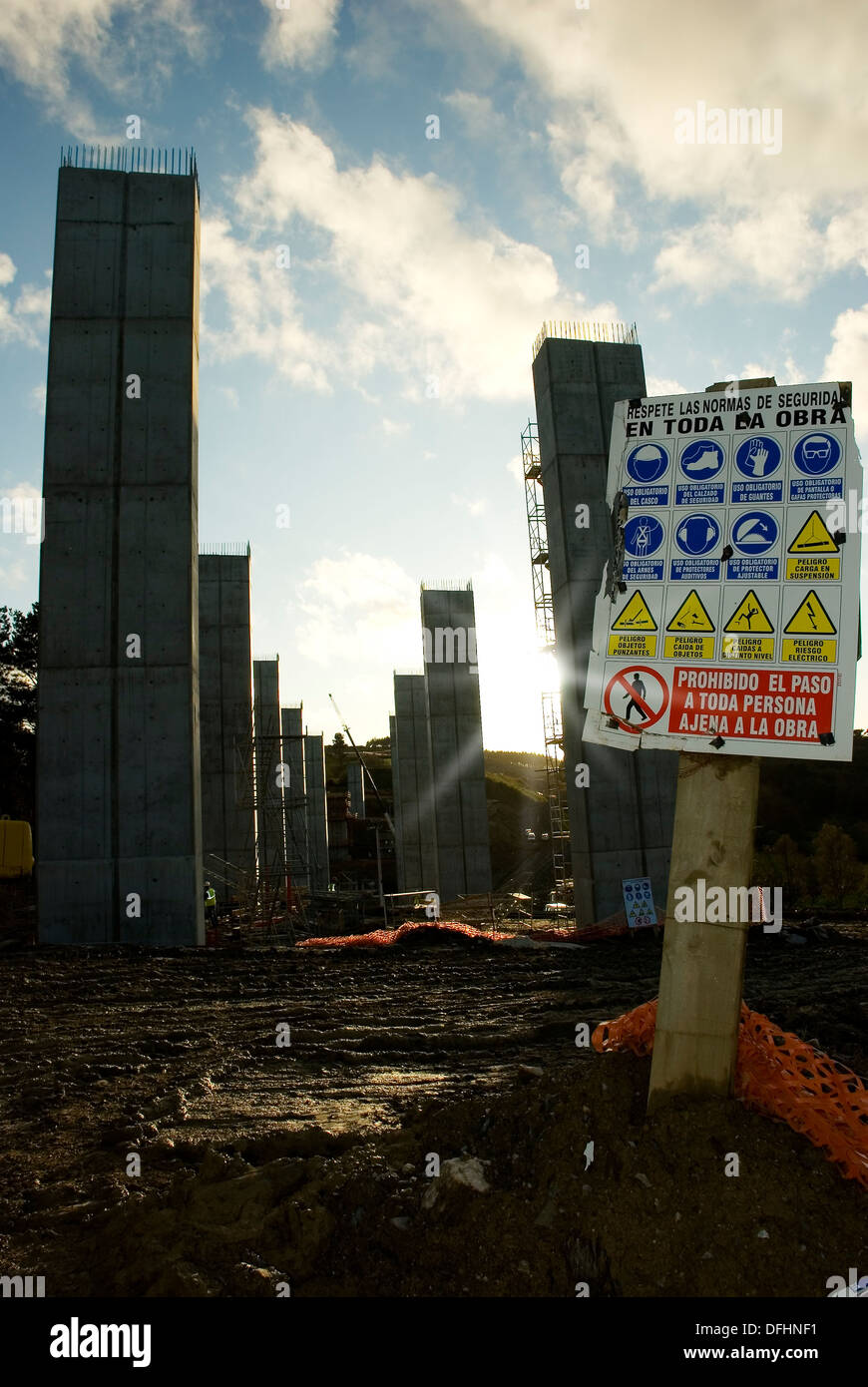 New bridge over a highway under construction Stock Photo - Alamy