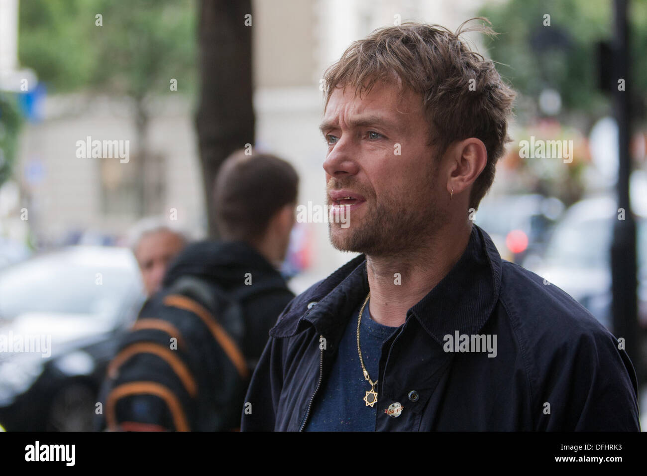 Blur singer damon albarn hi-res stock photography and images - Alamy