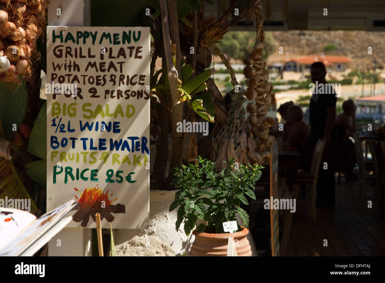 Seafront restaurant crete hi-res stock photography and images - Alamy