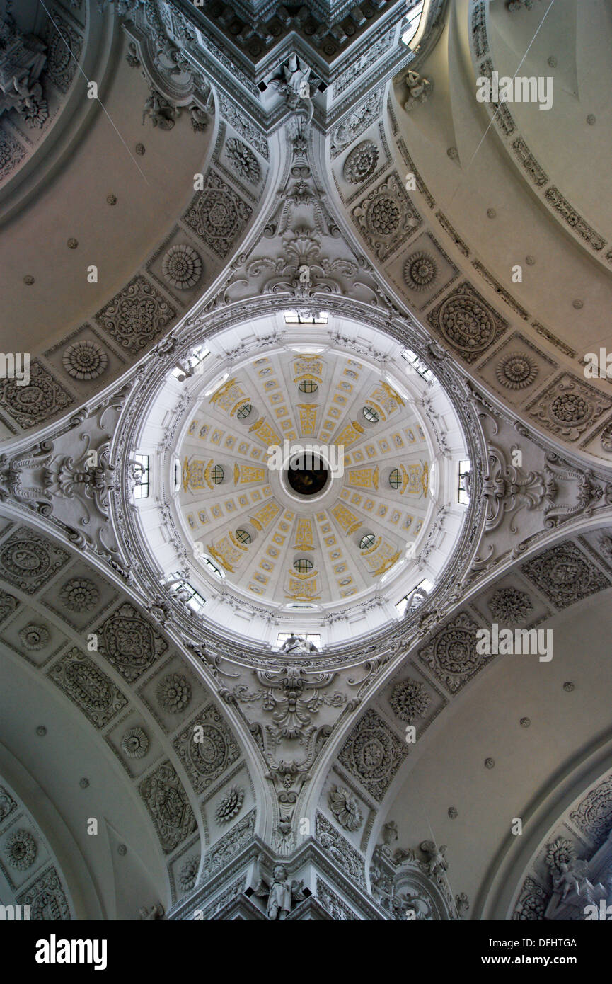 Dome copula architecture building hi-res stock photography and images ...