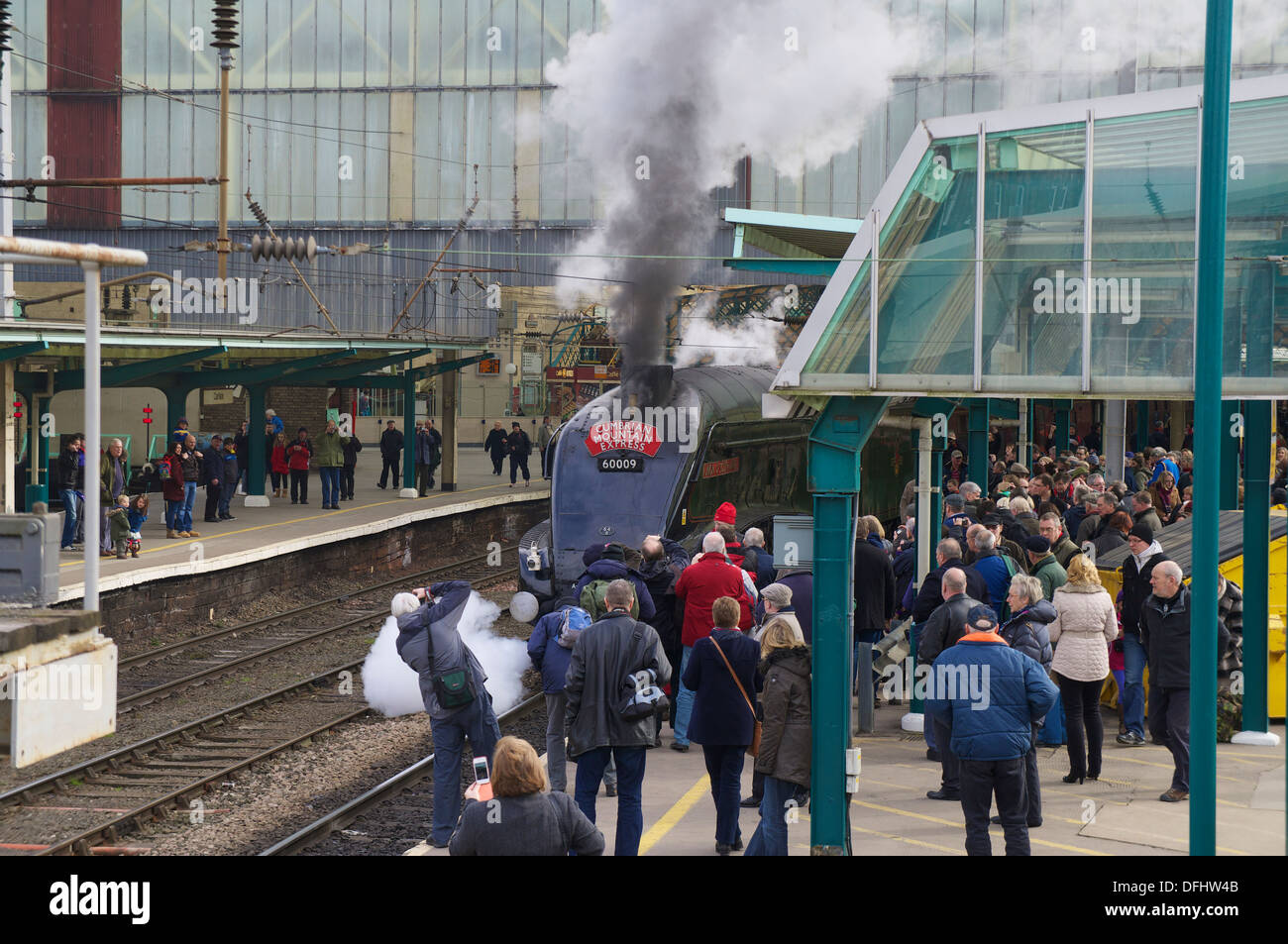 Steam locomotive 'Union of South Africa' 60009 special charter train in ...