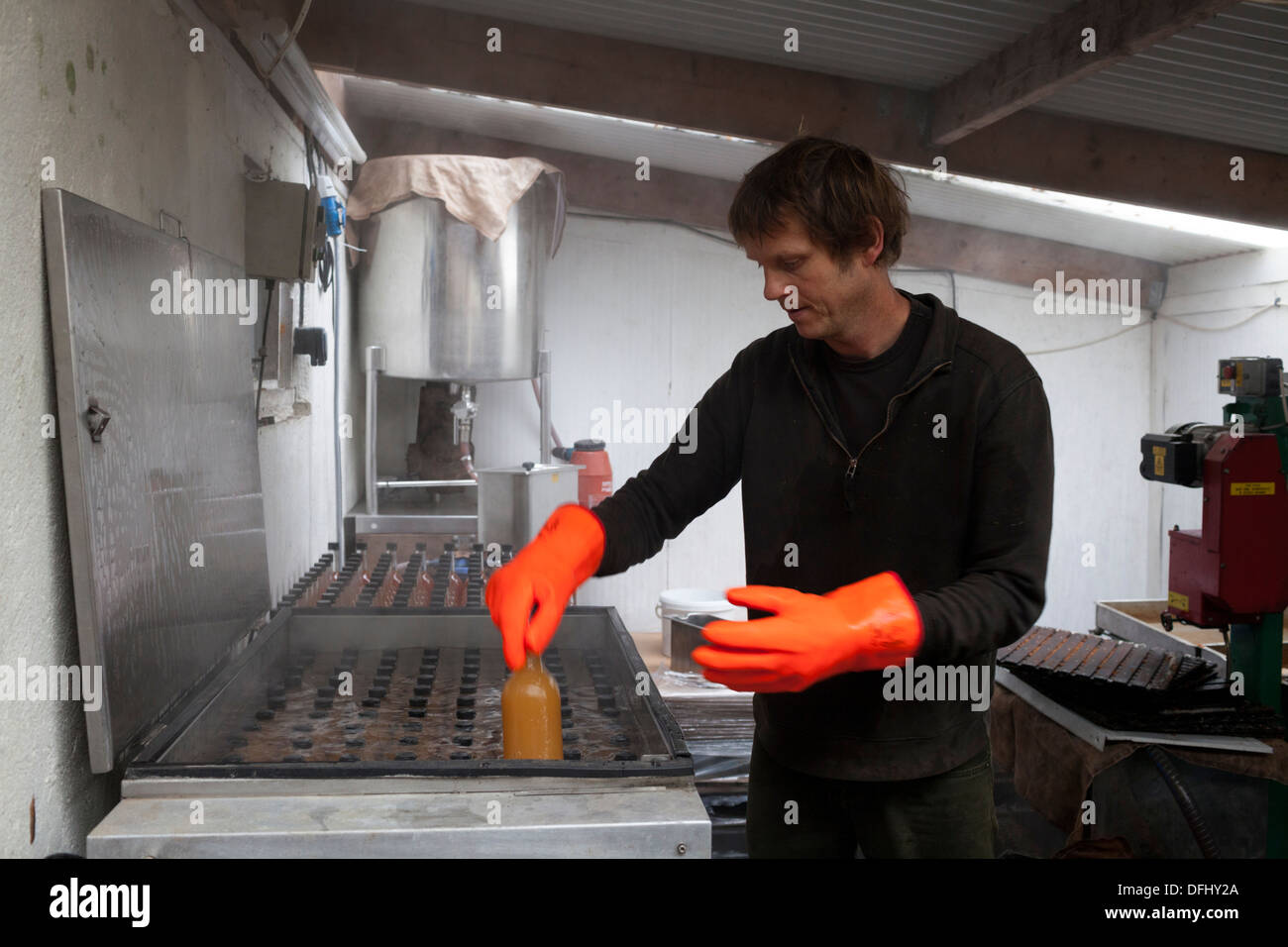 Freshly pressed organic apple juice being pasteurised Stock Photo - Alamy