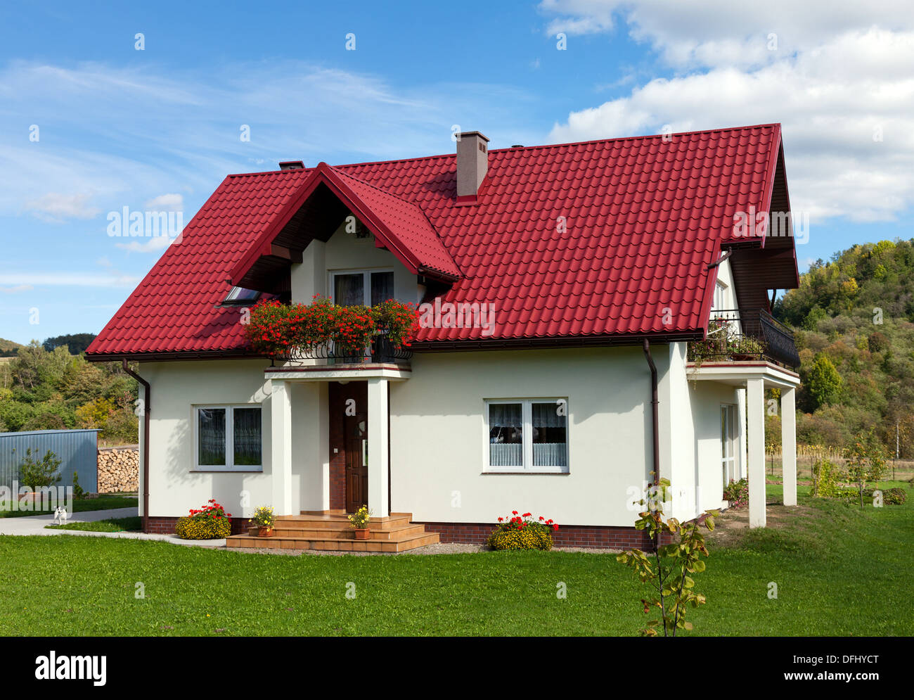 New Family House Stock Photo - Alamy