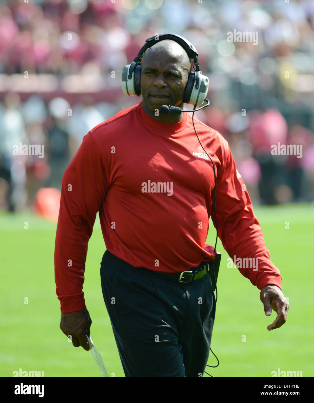 Philadelphia, Pennsylvania, USA. 5th Oct, 2013. Louisville coach ...