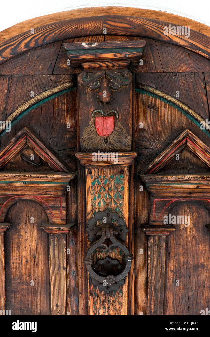 Famous front door hi-res stock photography and images - Alamy