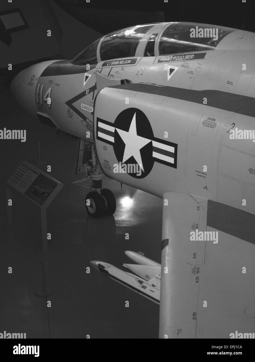 Cranked wing hi-res stock photography and images - Alamy