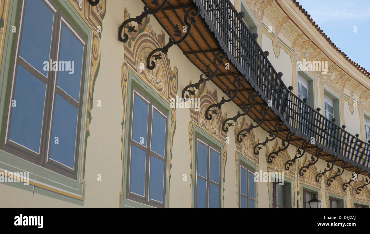 Curved building detail hi-res stock photography and images - Alamy