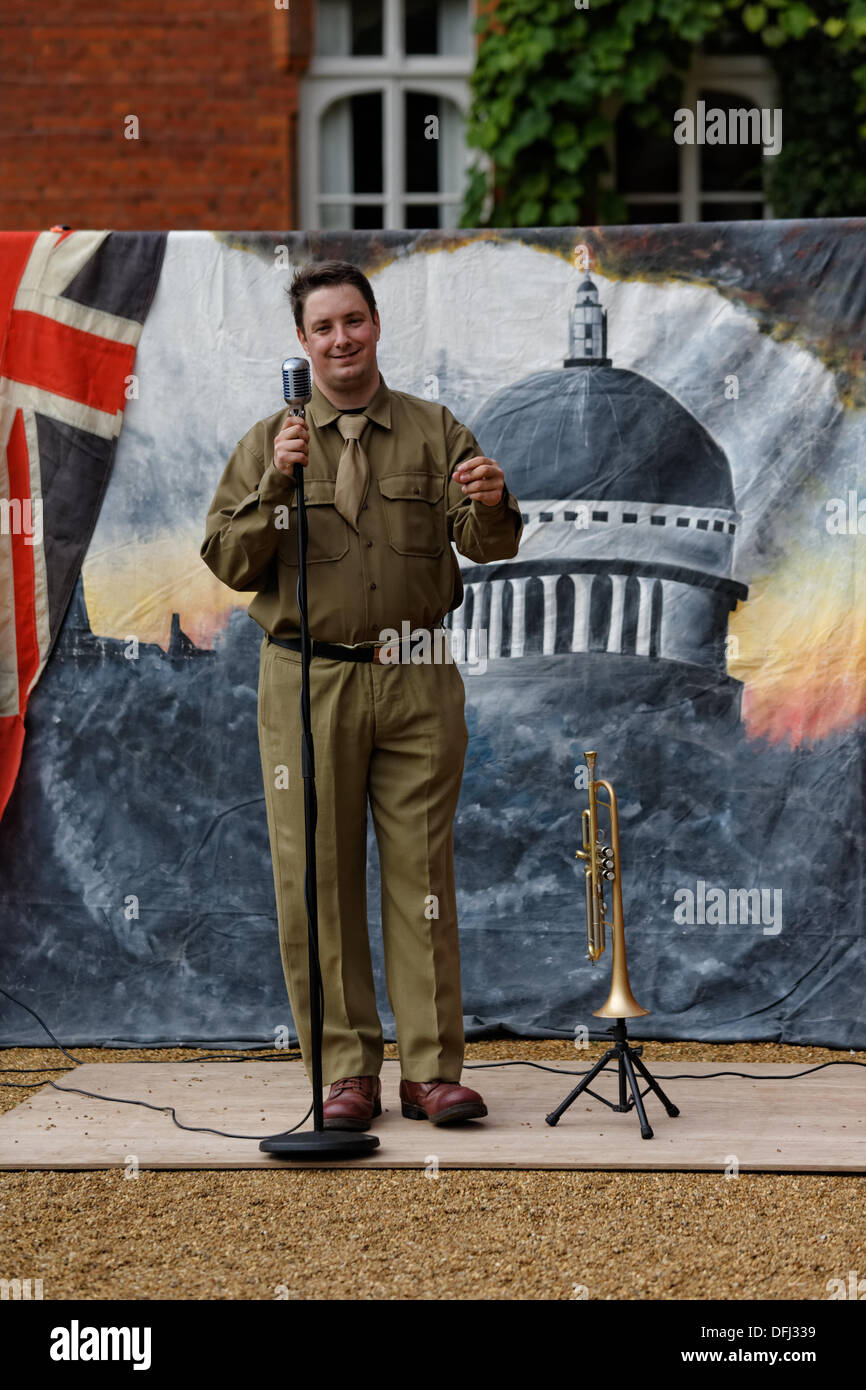 1940 songs hi-res stock photography and images - Alamy