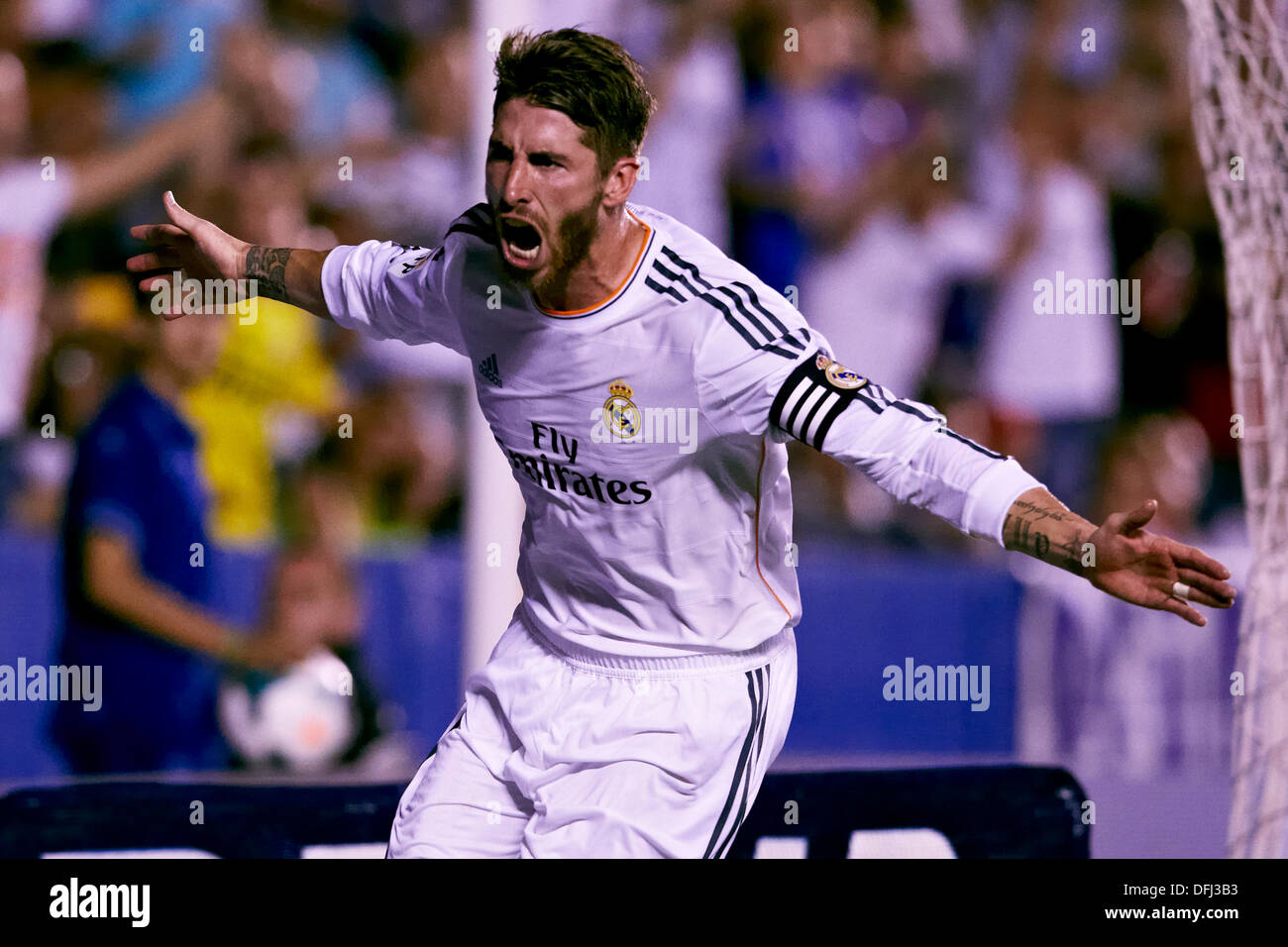 Sergio ramos goal hi-res stock photography and images - Alamy