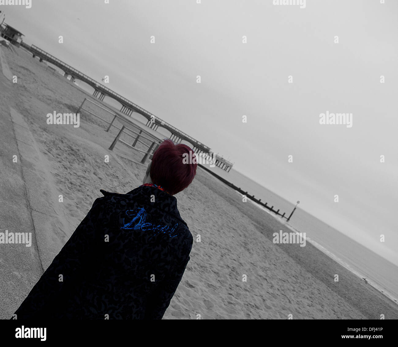 Wandering along Bournemouth seafront Stock Photo - Alamy