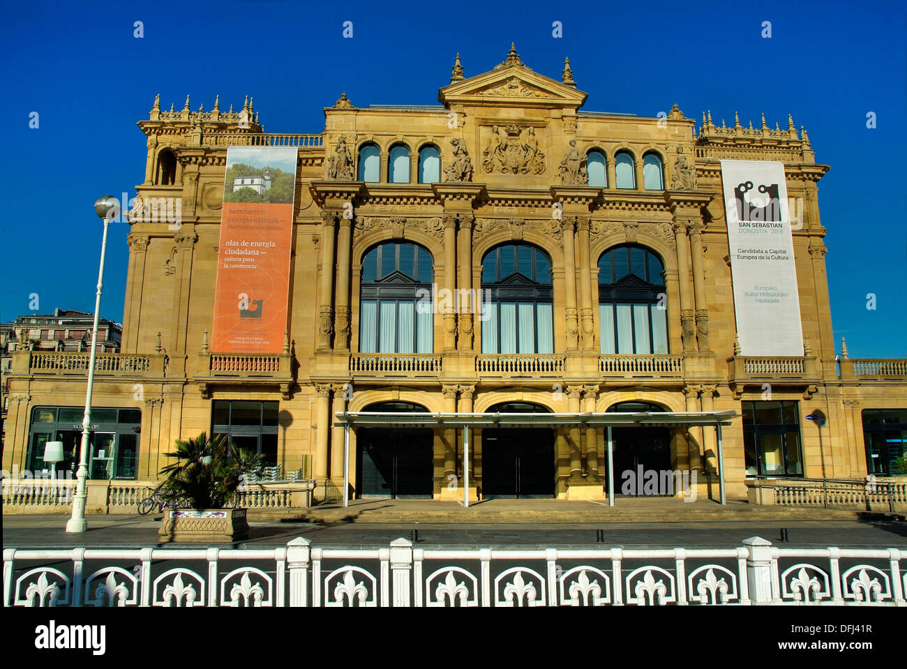 Theater victoria eugenia facade hi-res stock photography and images - Alamy