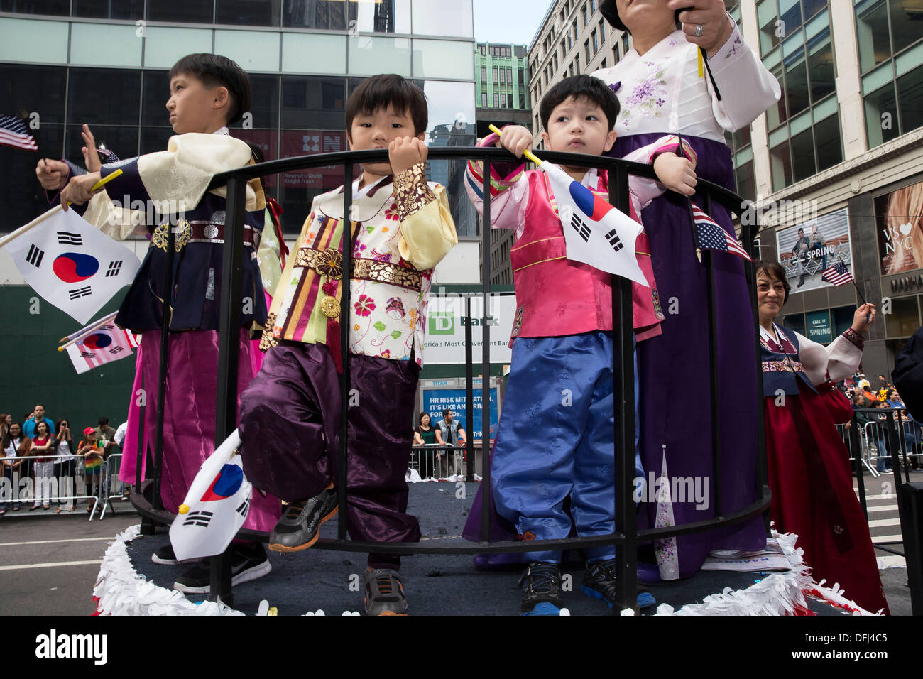 New York, NY, USA. 5th Oct, 2013. : The Korean Wave rides into New York ...