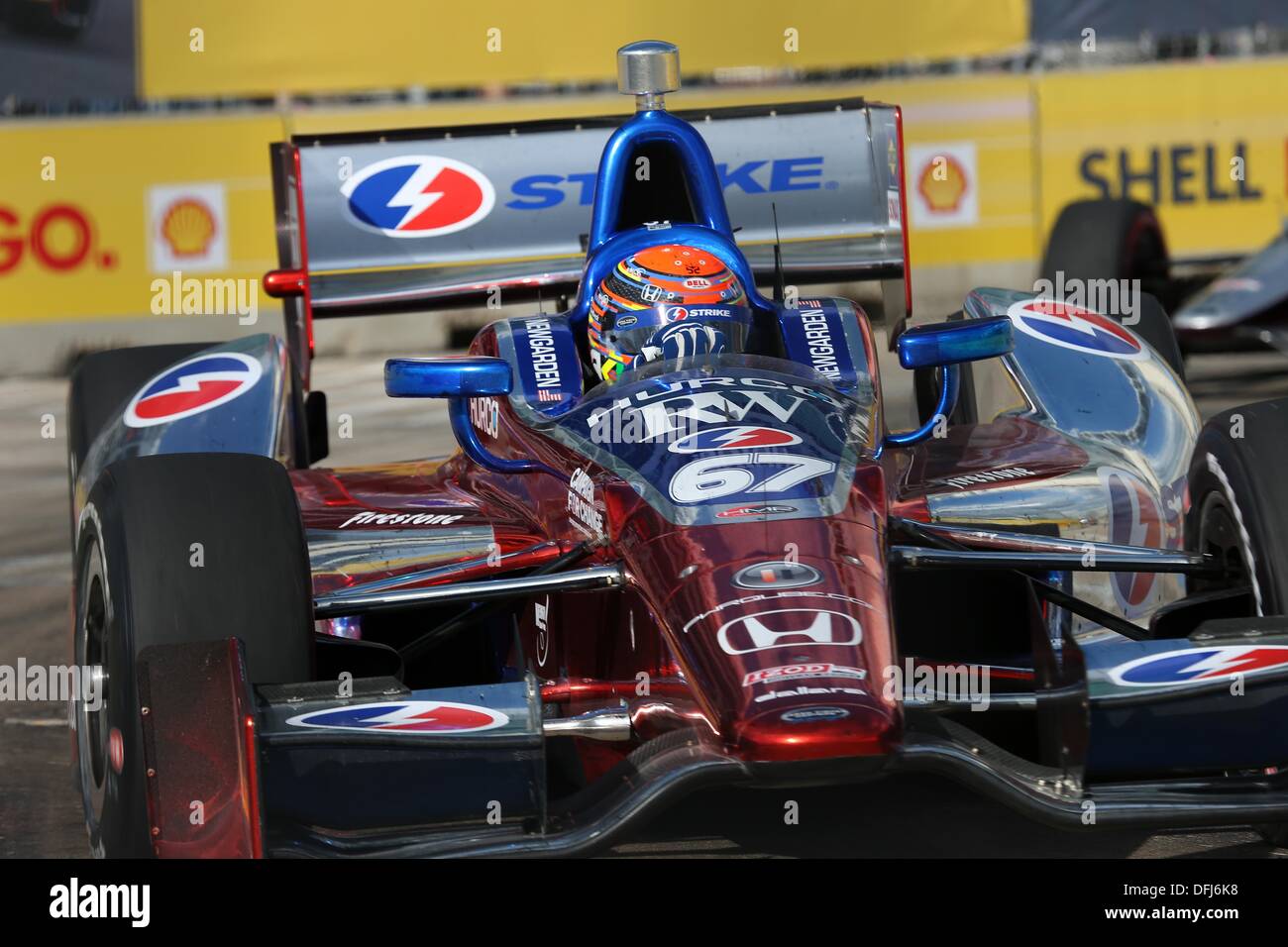 Houston, Texas, USA. 5th Oct, 2013. Indycar, Rounds 17-18, Reliant Park ...