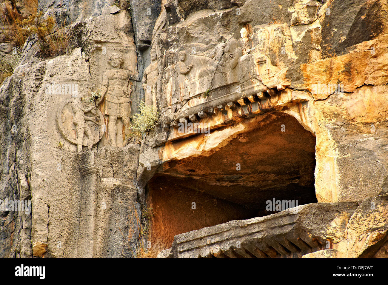 Rock cut sculptures hi-res stock photography and images - Alamy