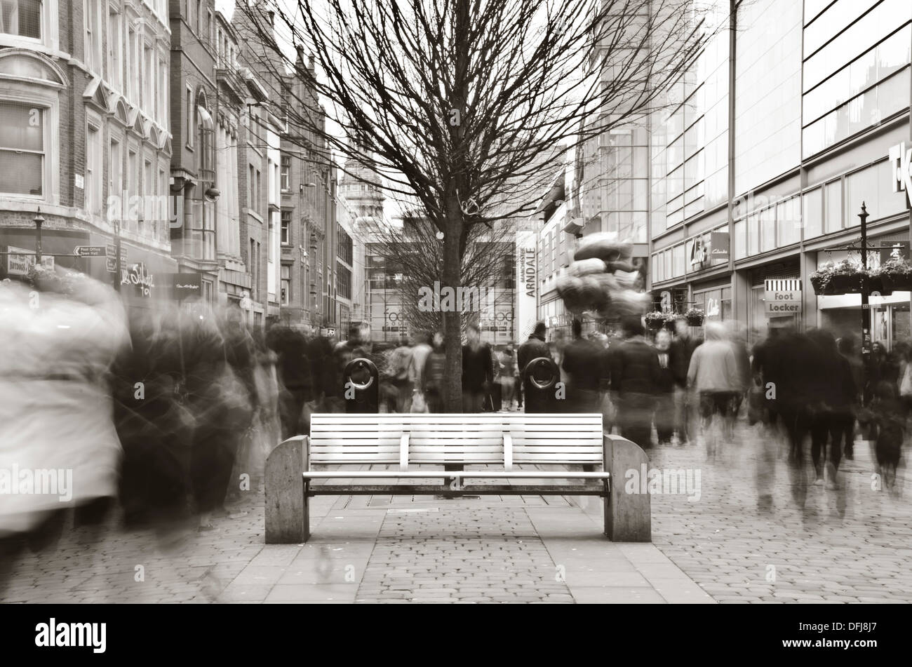 Bench in uk street hi-res stock photography and images - Alamy
