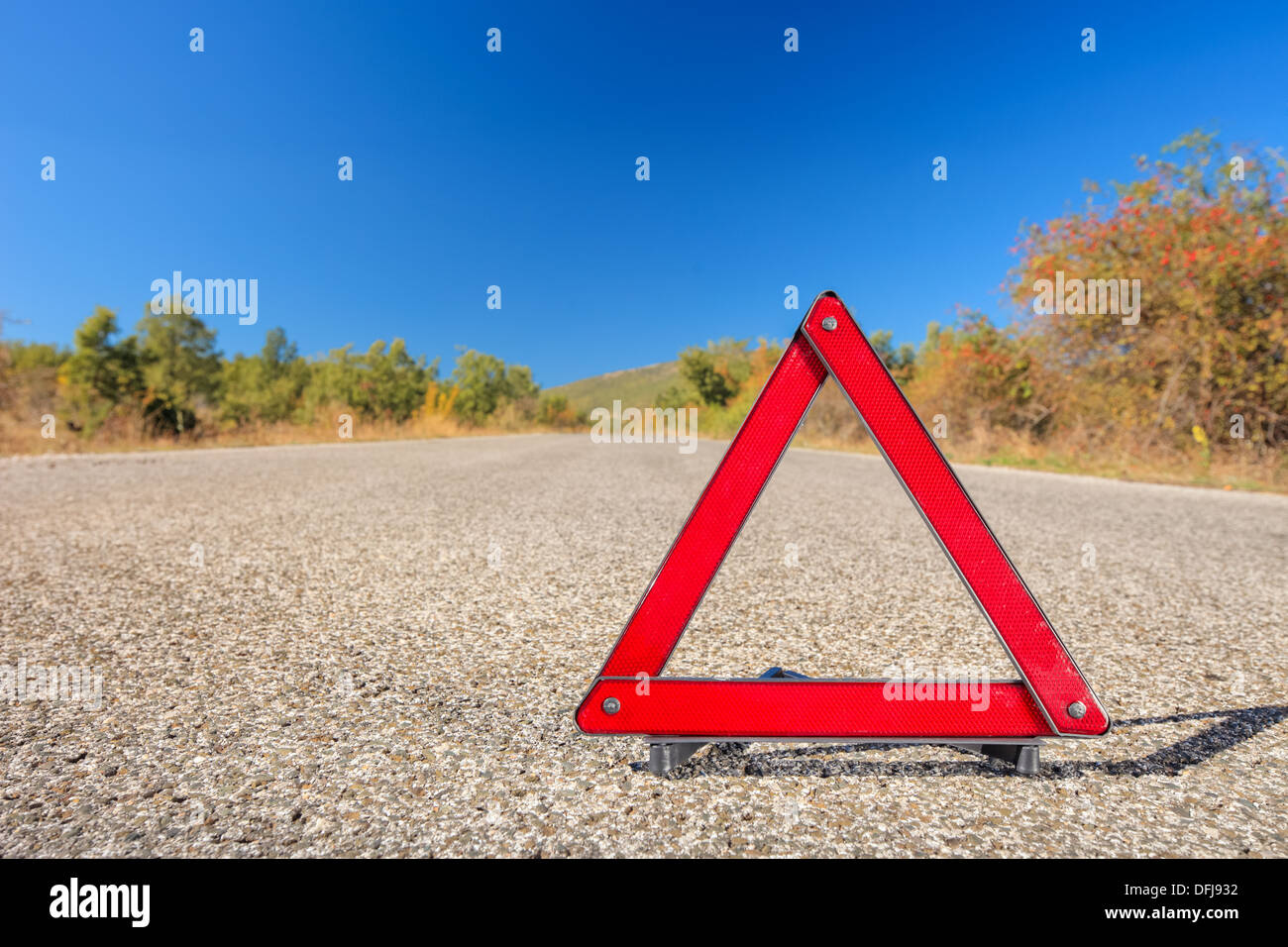 Empty warning triangle hi-res stock photography and images - Alamy