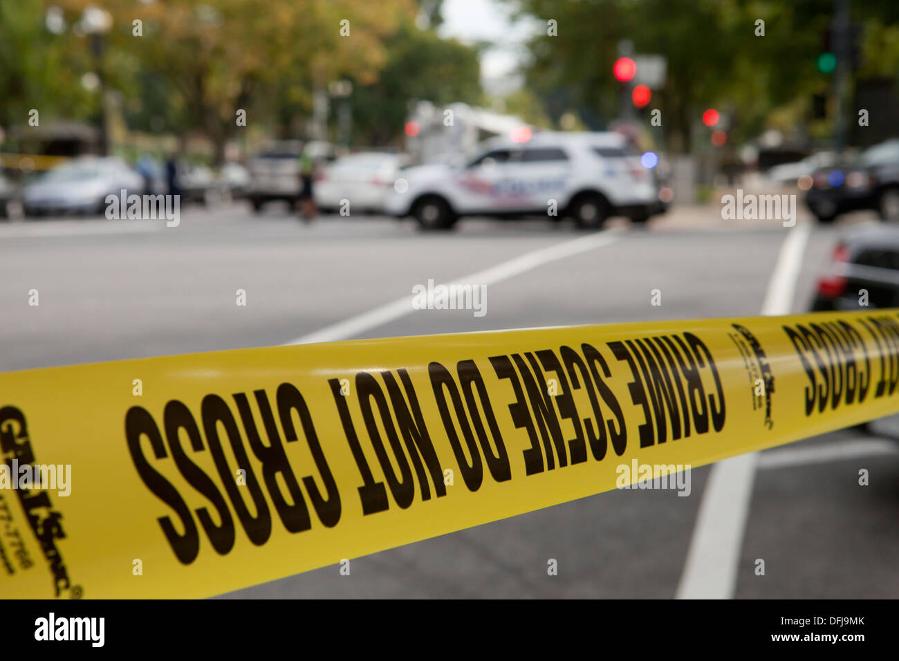 Crime scene tape us hi-res stock photography and images - Alamy