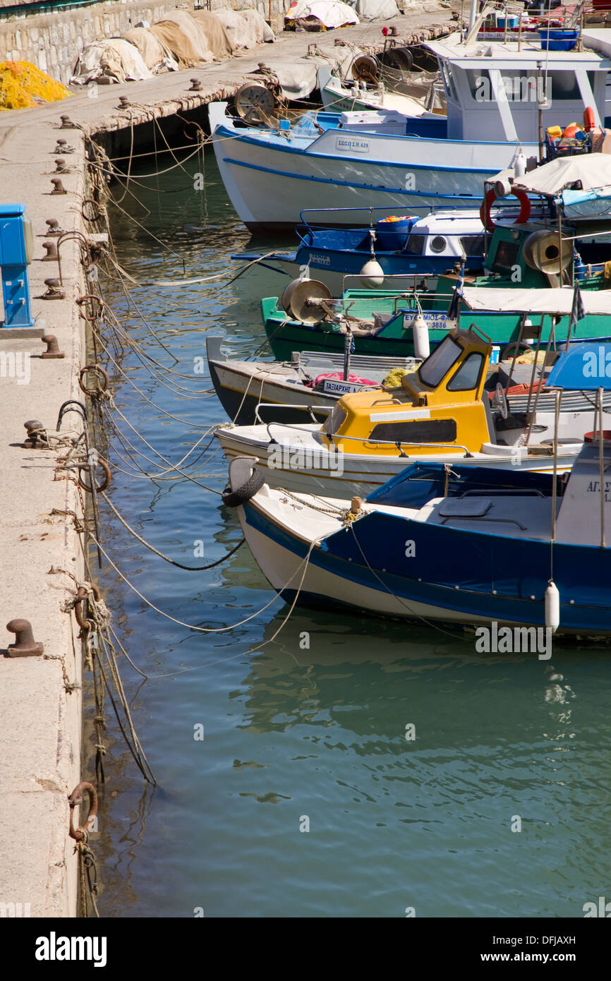 Ocean heraklion harbour hi-res stock photography and images - Alamy