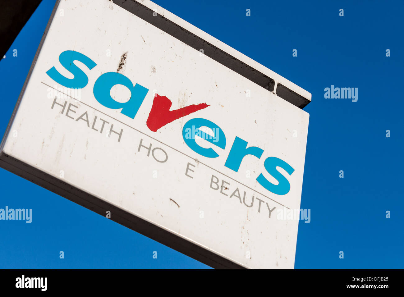 Savers Stores High Resolution Stock Photography and Images - Alamy