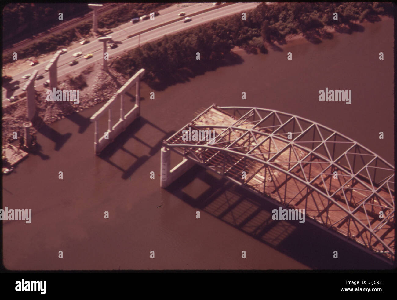 This photograph captures the construction of the Kanawha River Bridge ...