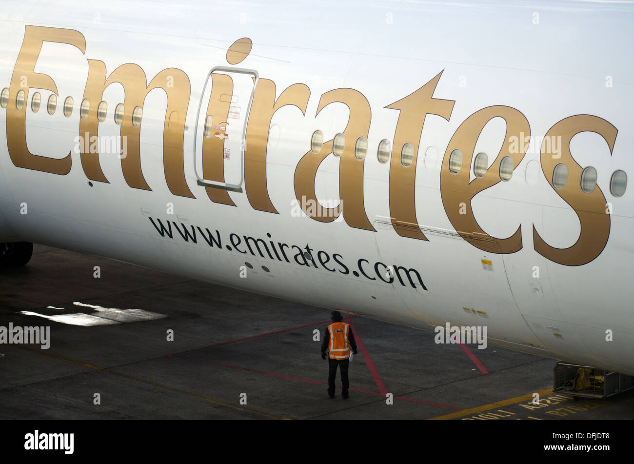Emirates Aircraft High Resolution Stock Photography and Images - Alamy